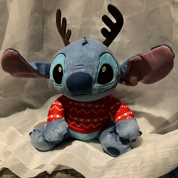 Toys | Christmas Stitch Plushie | Poshmark